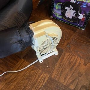 Gemmy | Holiday | Vtg Gemmy Inflatable Whirlwind Globe 6 Halloween ...